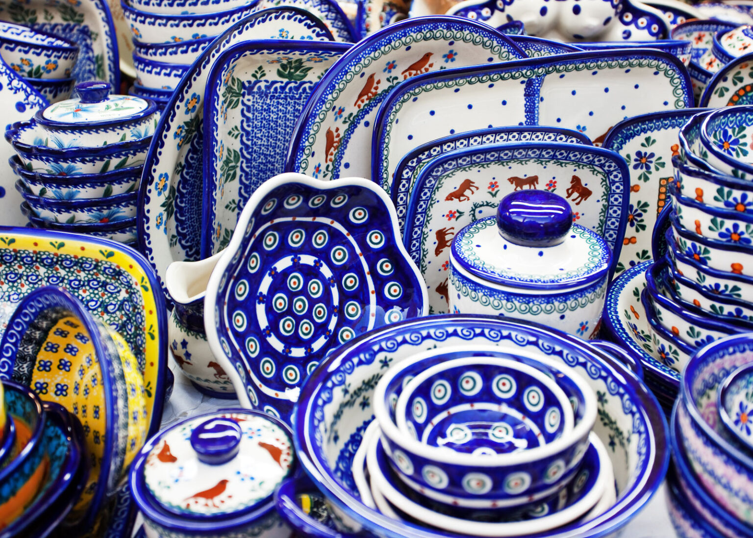 20 Best Souvenirs From Poland to Bring Home | Pommie Travels
