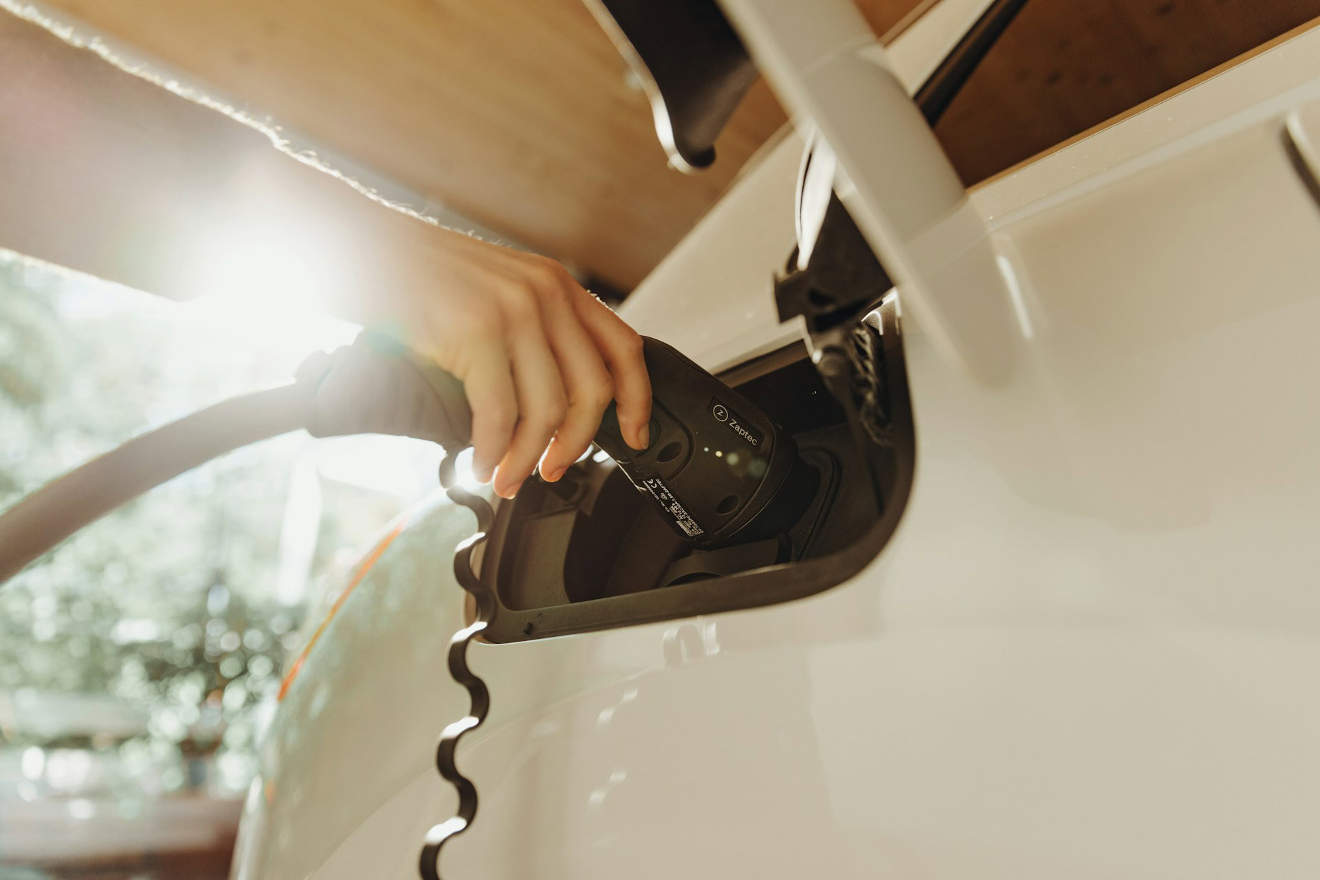 Do’s and Don’ts of Using Public EV Charging Stations | Pommie Travels
